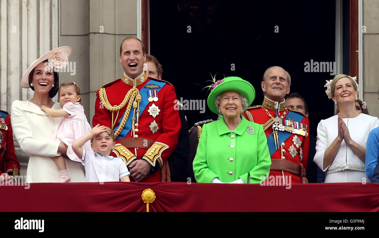Queen Elizabeth II joins members of the royal family, including the ...
