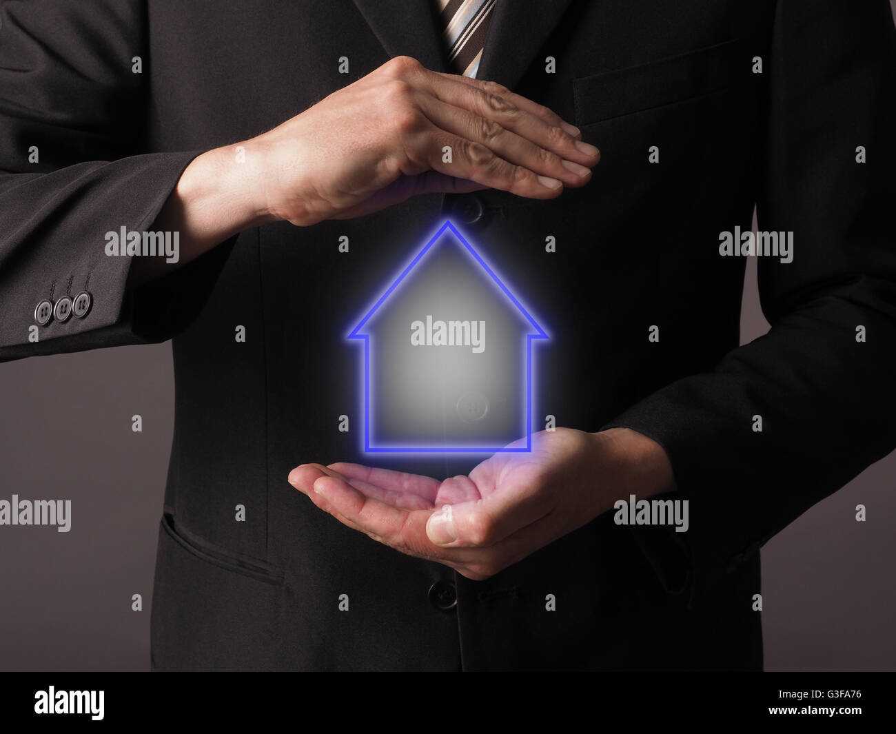 Insurance house hi-res stock photography and images - Alamy