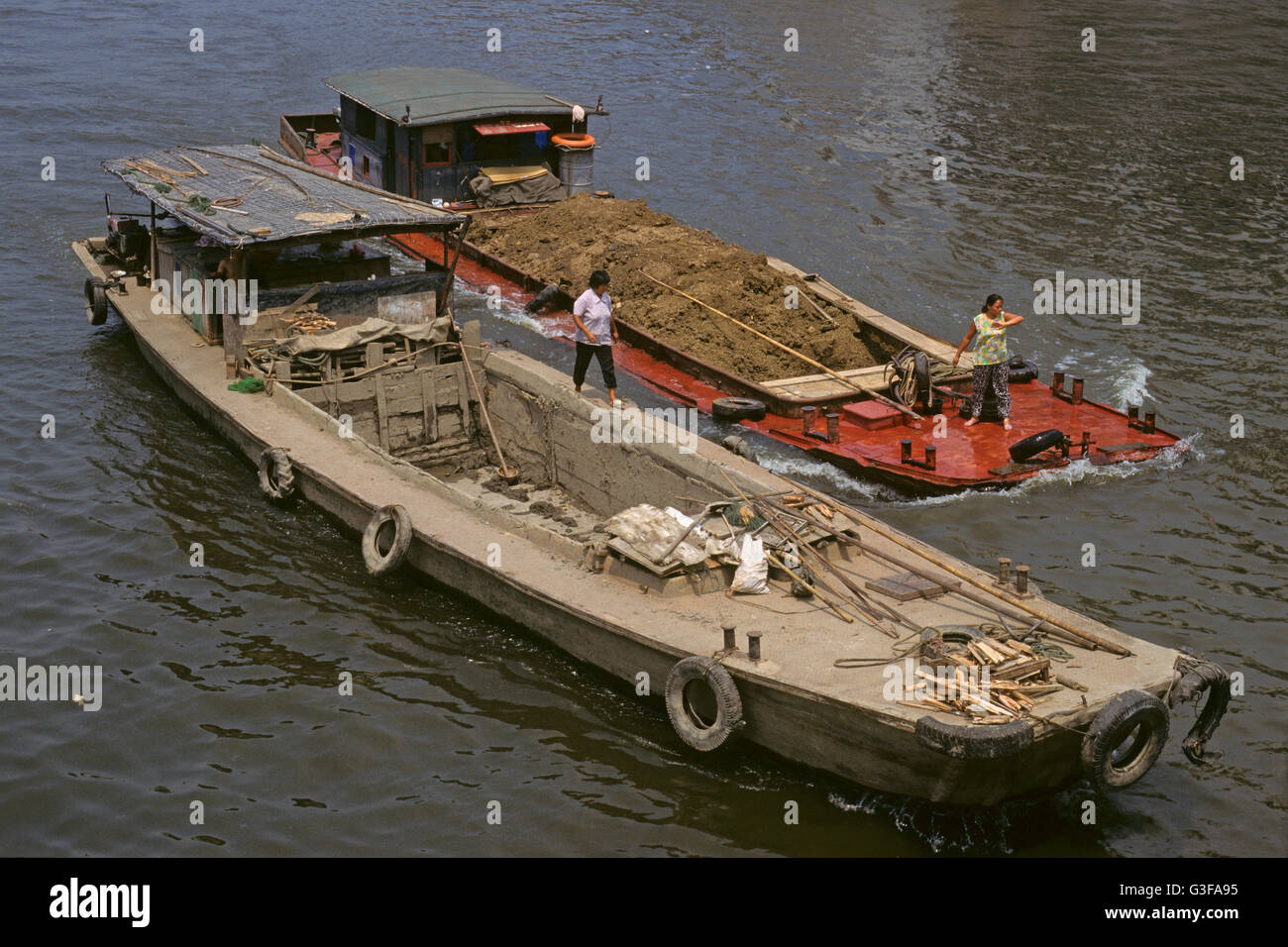 Barges for freight in Suzhou, Jiangsu Province, China Stock Photo - Alamy