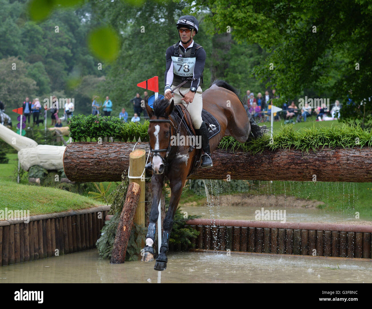 Andrew Nicholson riding Jet Set IV in action in the Equi-trek CCI ...