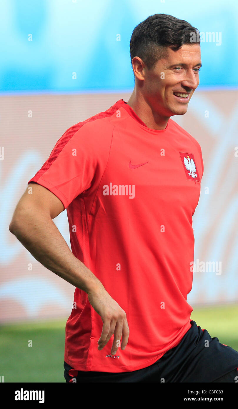 Robert Lewandowski Hairstyle 2022