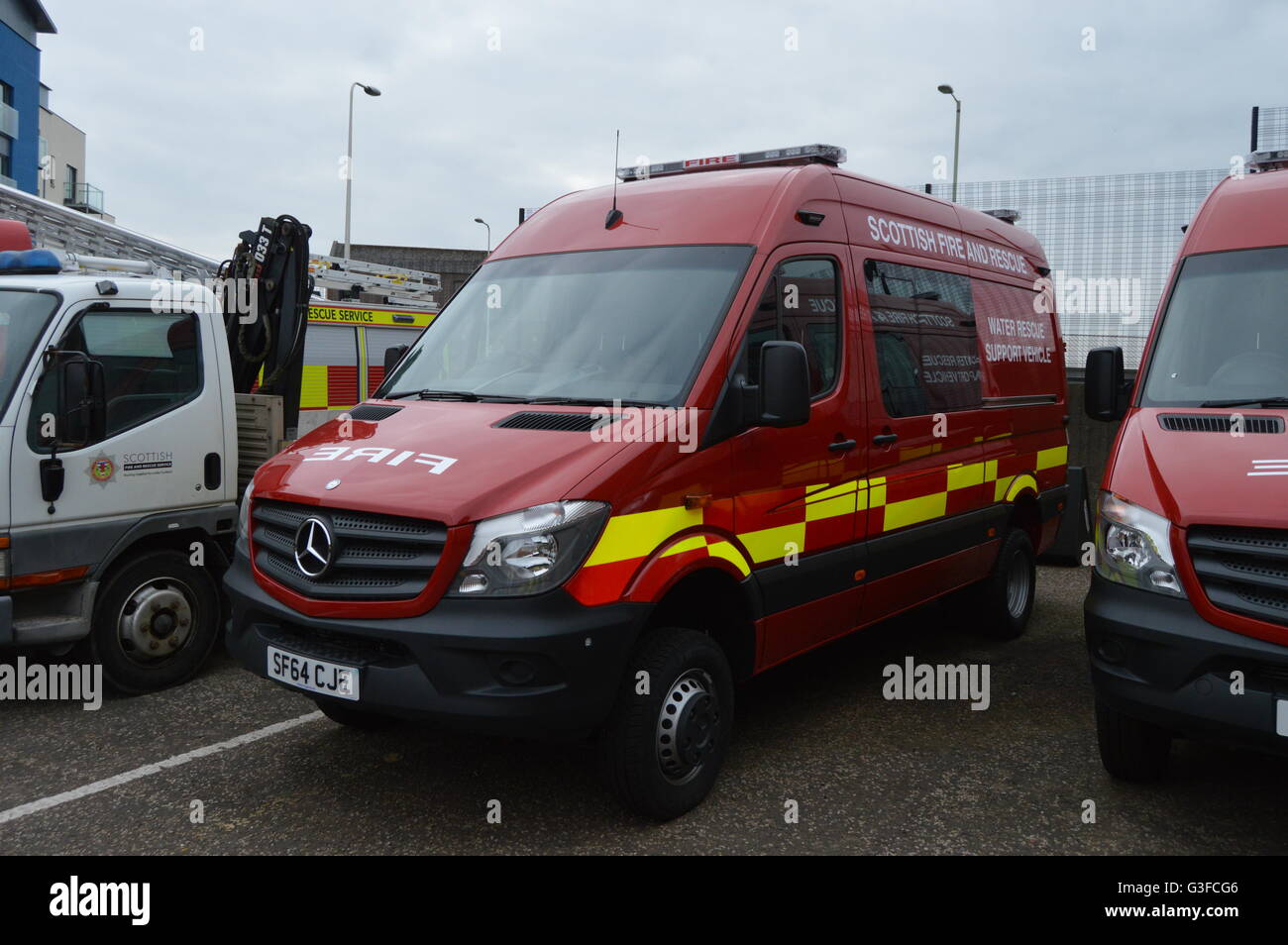 Scottish Fire And Rescue Service Mercedes Benz Sprinter Water Rescue ...