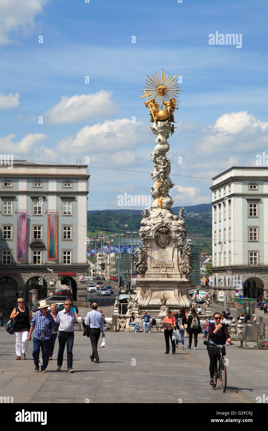 Linz with people hi-res stock photography and images - Alamy