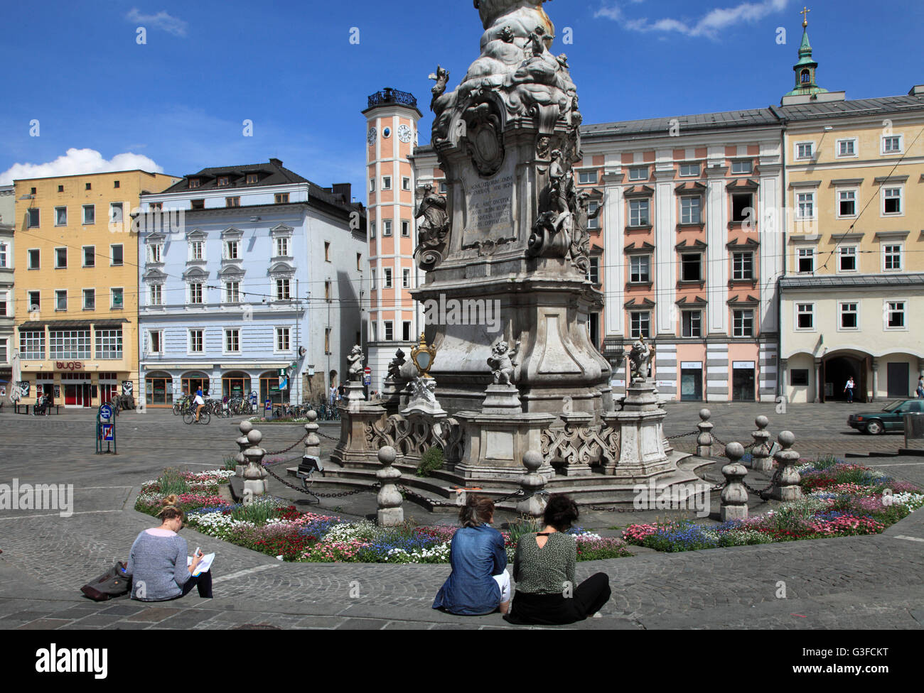 Linz with people hi-res stock photography and images - Alamy