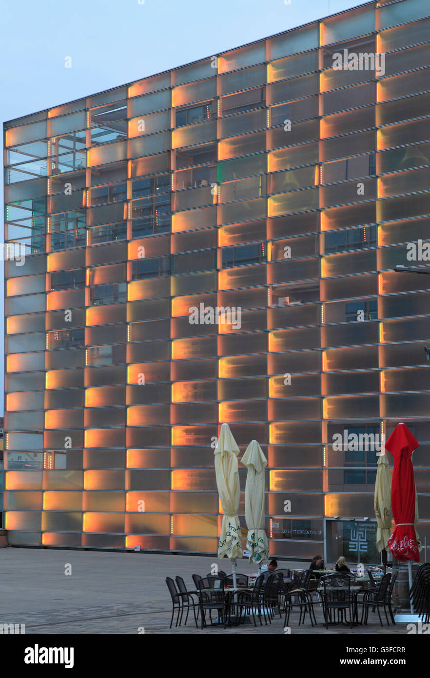 Electronica hi-res stock photography and images - Alamy