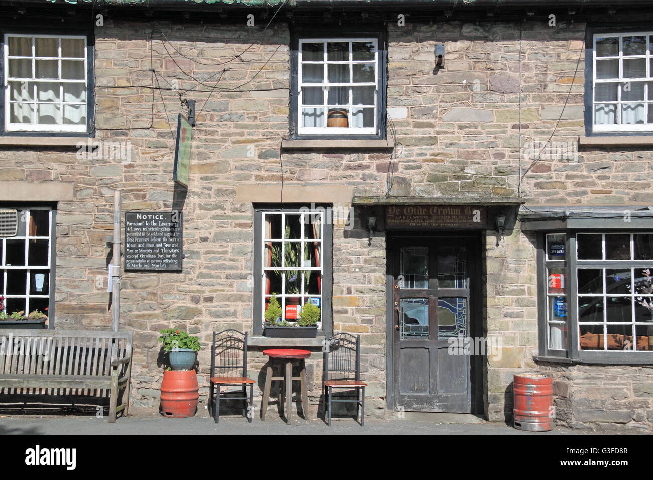 Rose & Crown pub, Broad Street, Hay-on-Wye, Powys, Wales, Great Britain ...