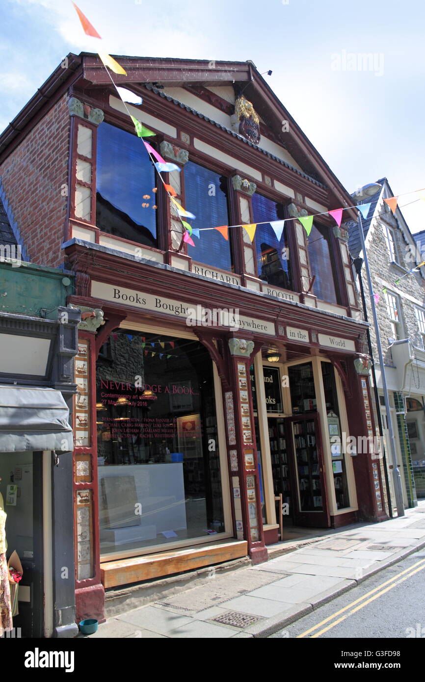 Richard booth bookshop hi-res stock photography and images - Alamy