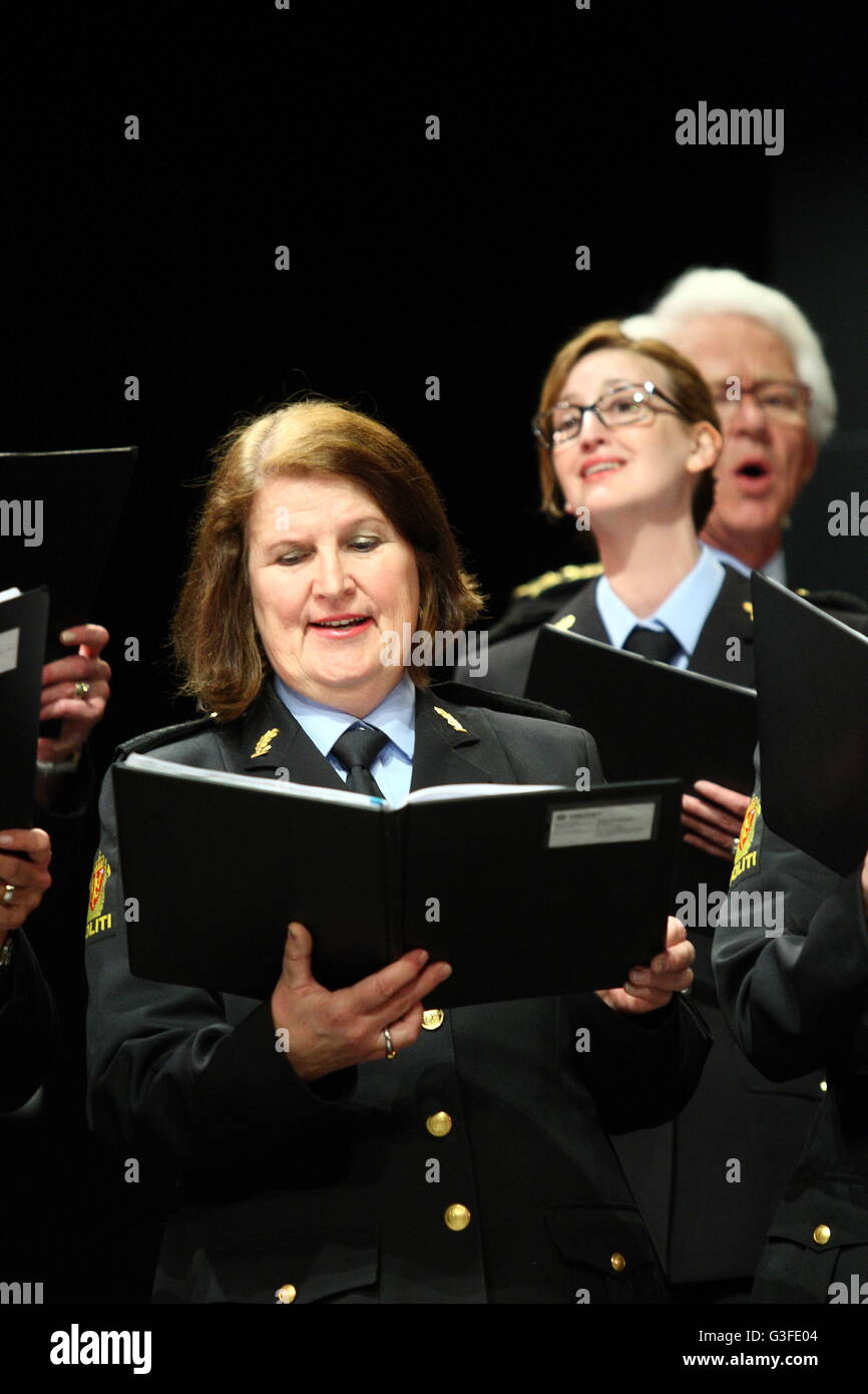 Police choir hi-res stock photography and images - Alamy