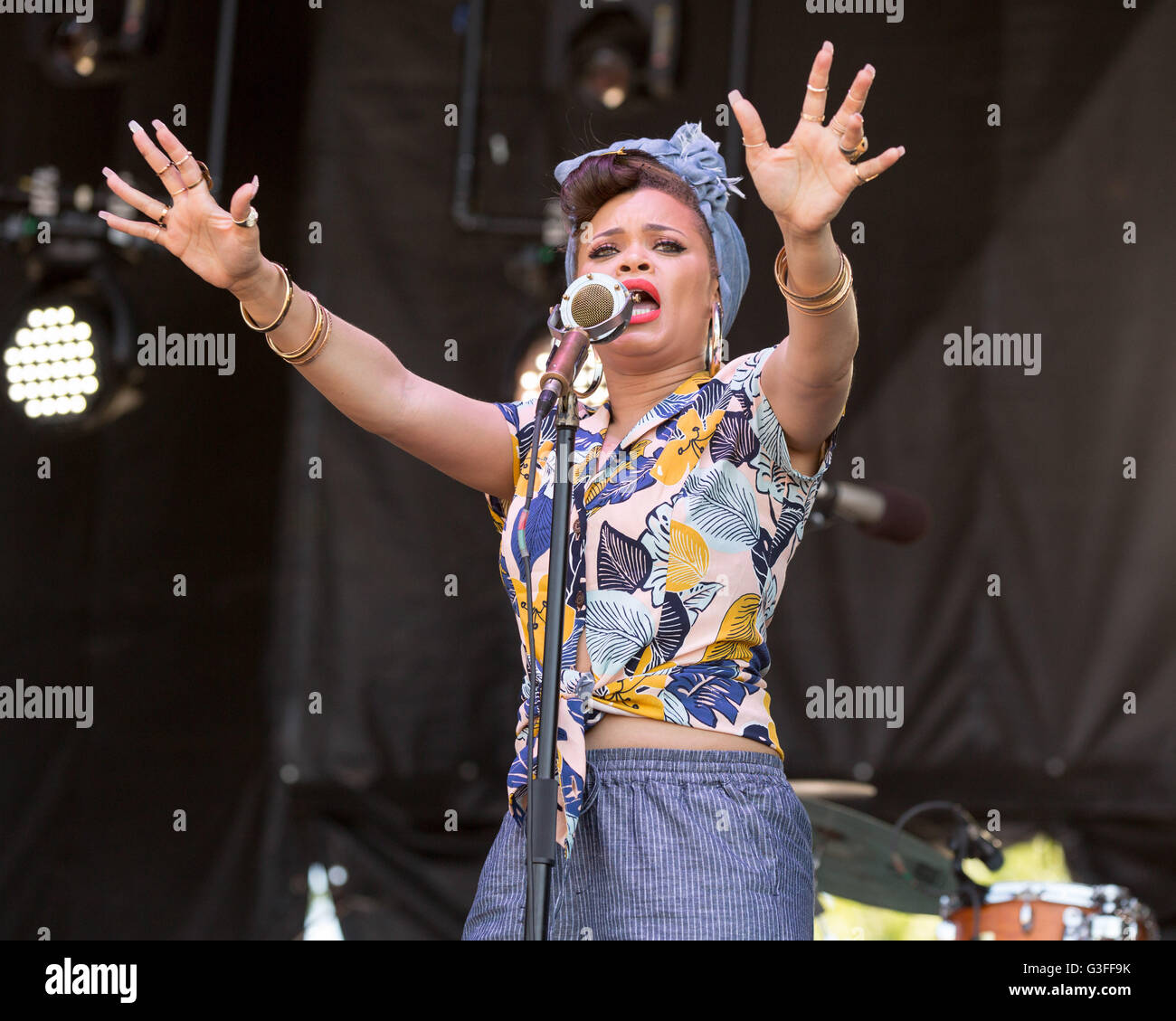 Manchester, Tennessee, USA. 10th June, 2016. Singer ANDRA DAY performs ...