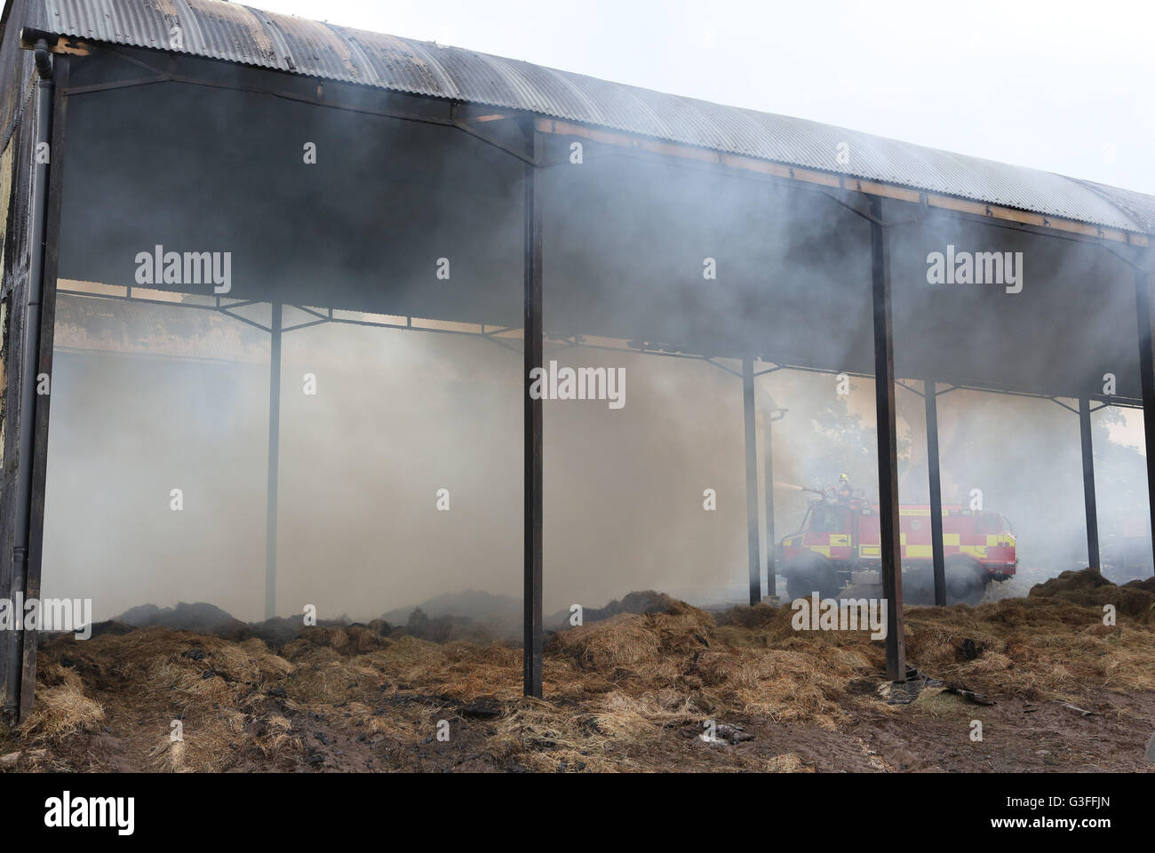 Farnham, Surrey, UK. 10th June, 2016. Fire crews from stations across ...