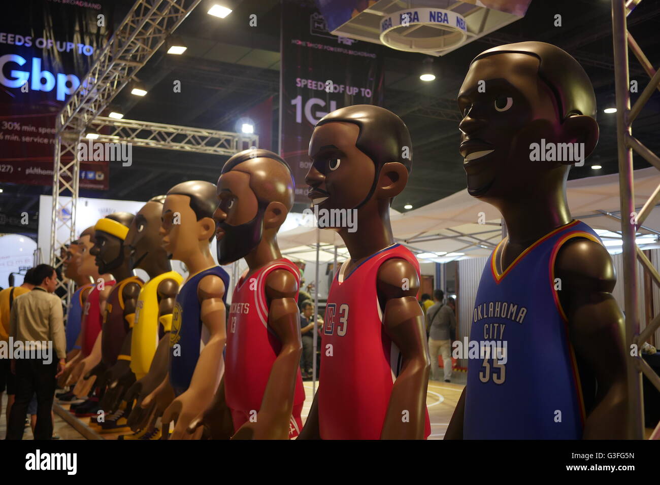 Pasay, Philippines. 10th June, 2016. Giant figures of NBA players ...
