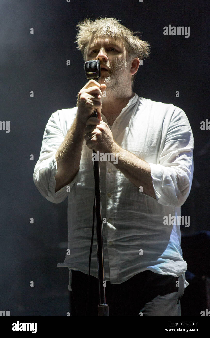 Lcd soundsystem musician hi-res stock photography and images - Alamy