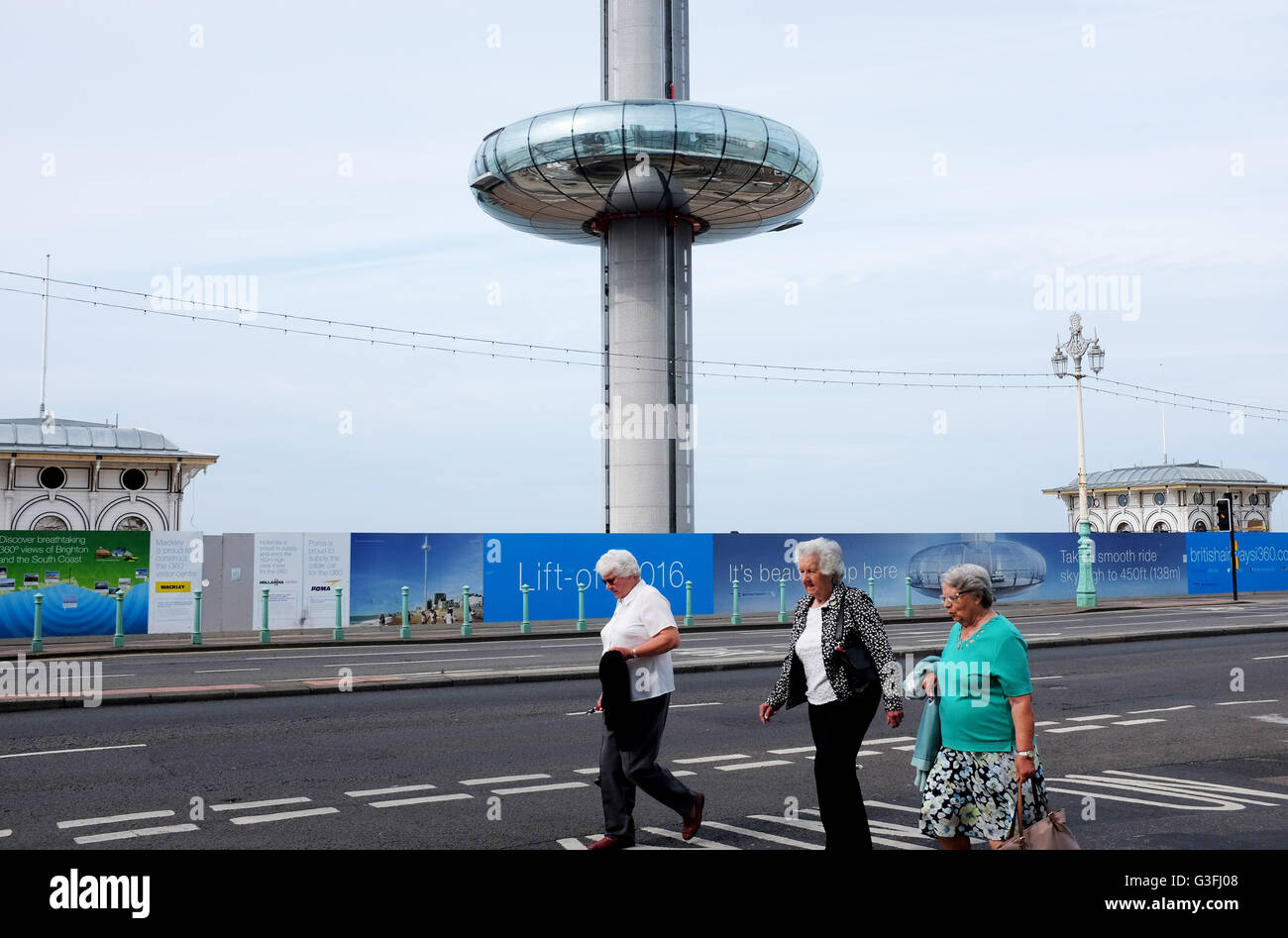 Open platform observation car hi-res stock photography and images - Alamy