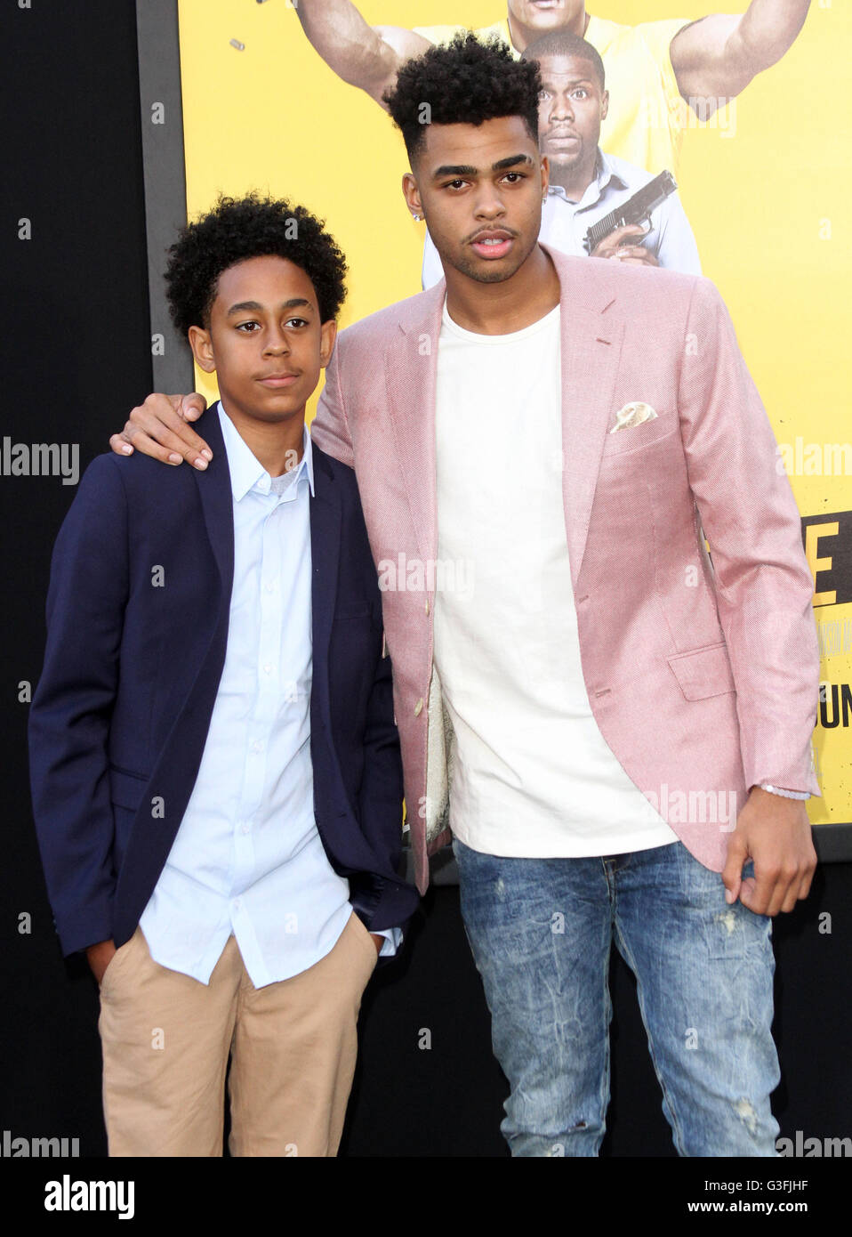 Dangelo russell and brother hi-res stock photography and images - Alamy