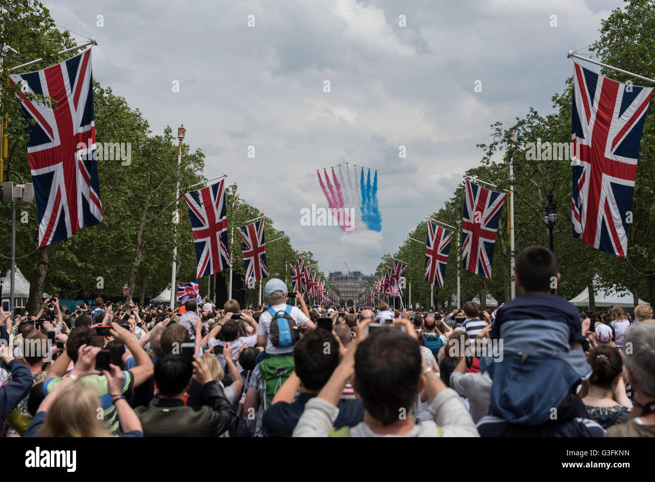 London, UK. 11 June 2016. The Red Arrows perform a flypast down The ...