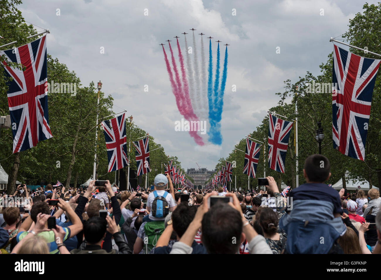 London, UK. 11 June 2016. The Red Arrows perform a flypast down The ...