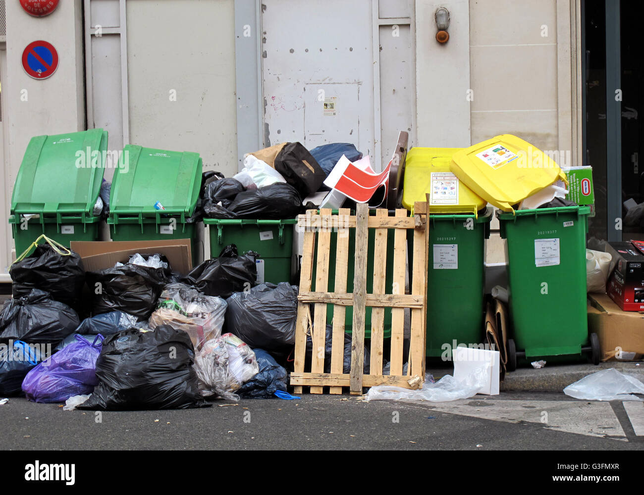 Strike of garbage collection, 11Jun 2016, Paris, 75006, France Stock ...