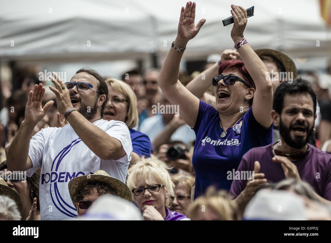 Barcelona, Catalonia, Spain. 11th June, 2016. Supporters of the left ...