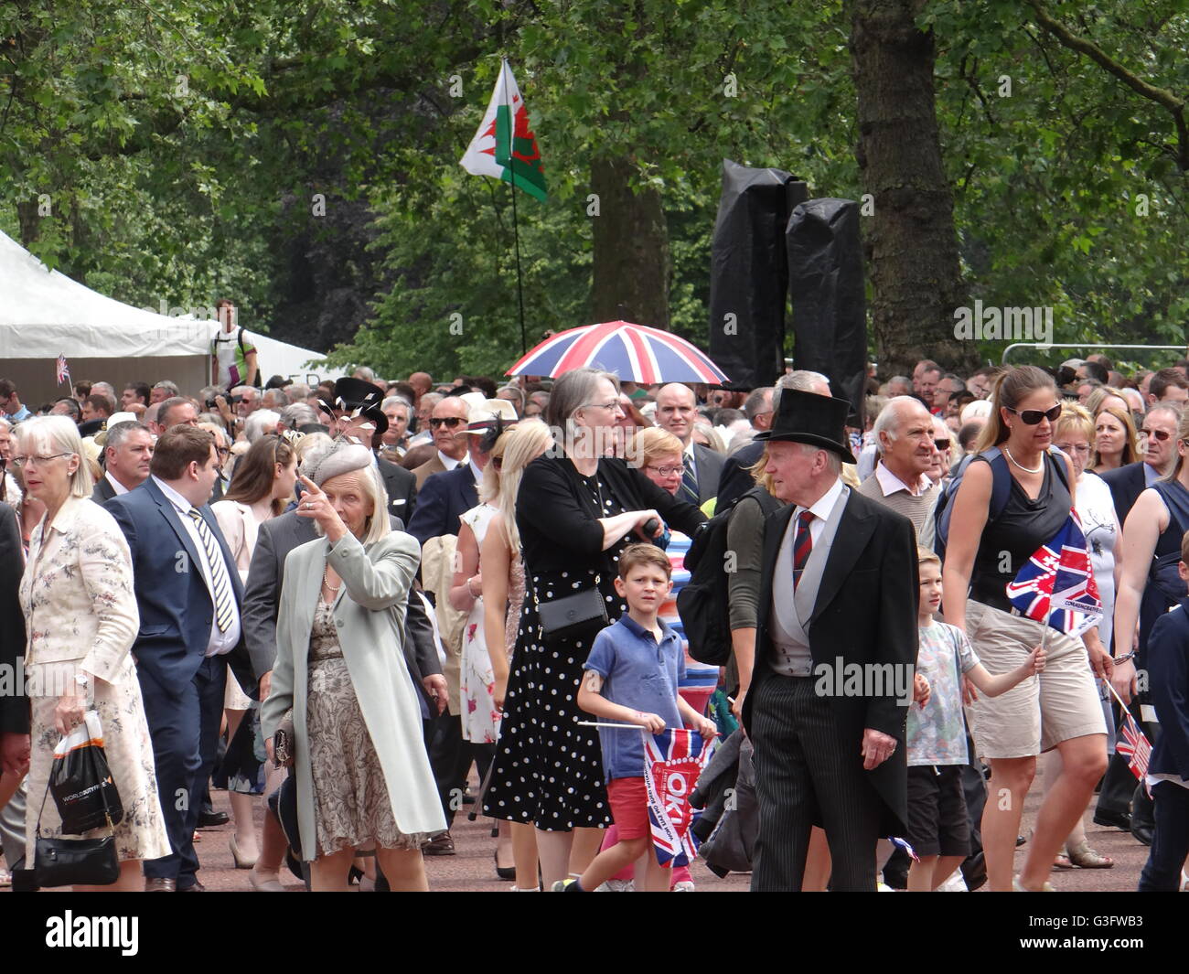 Trooping the Colour Parade for the 90th anniversary of the Queen ...