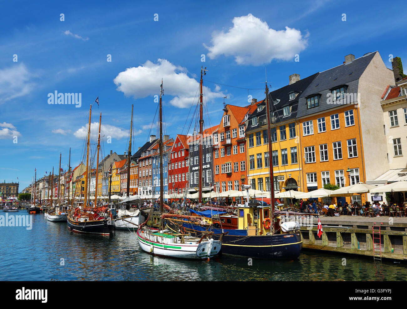 Terraced brightly coloured houses in hi-res stock photography and ...