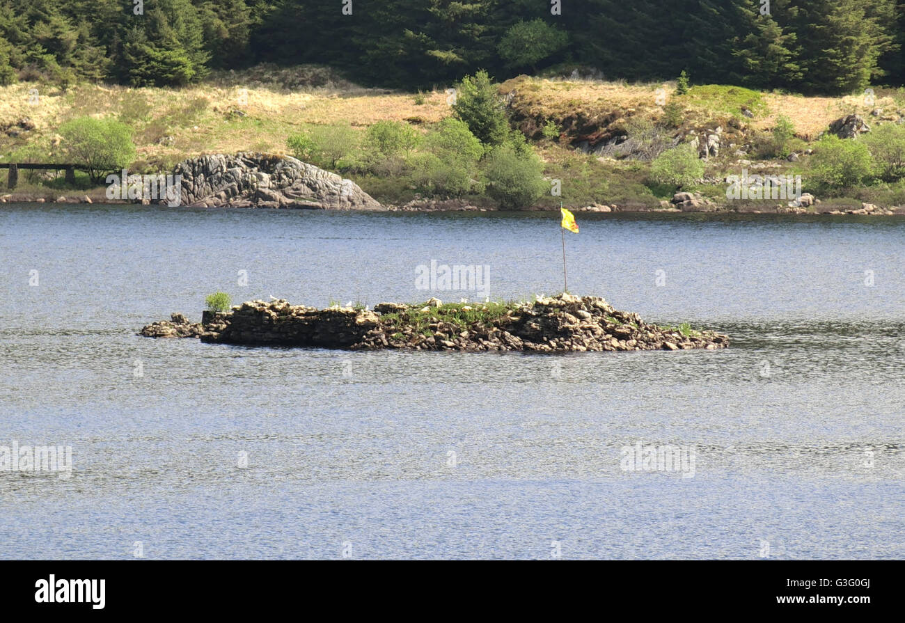 Original Island Site of Loch Doon Castle, Loch Doon, East Ayrshire ...