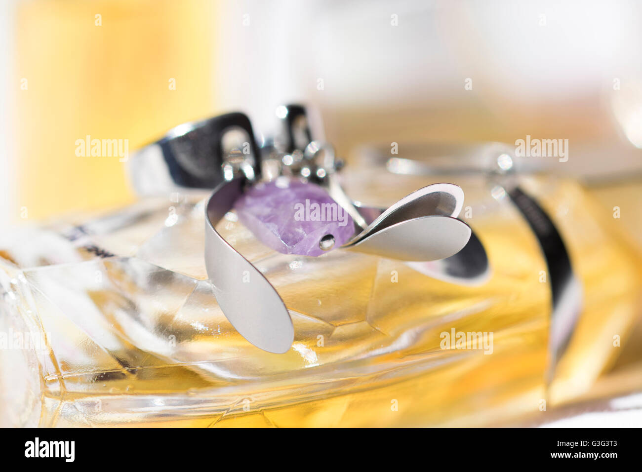 jewels and perfumes Stock Photo - Alamy