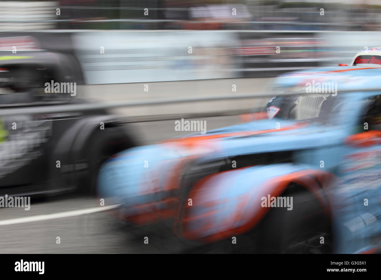 Legends car racing. Legends car racing is a style of race car, with ...