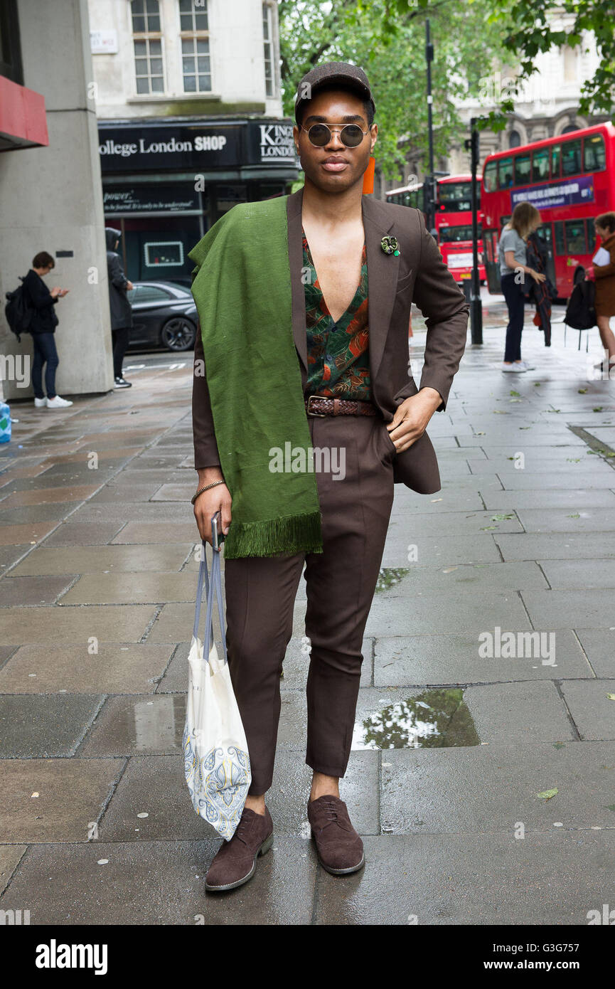 Omiri Thomas from London seen before the Christopher Raeburn London ...