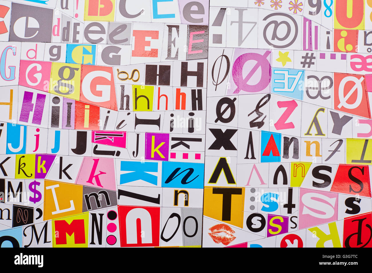 letters from magazine clippings Stock Photo - Alamy