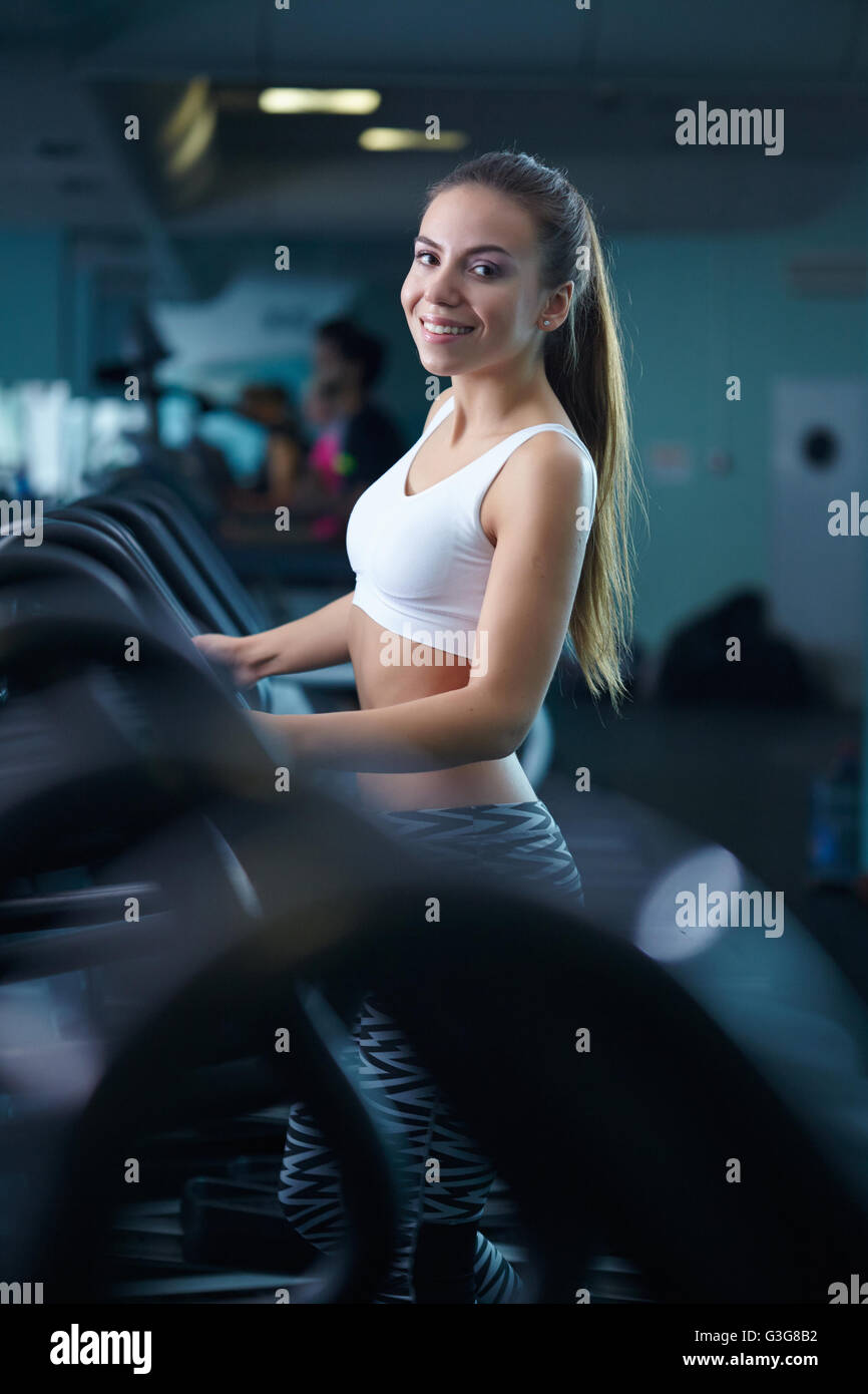 pretty girl training at the gym Stock Photo - Alamy