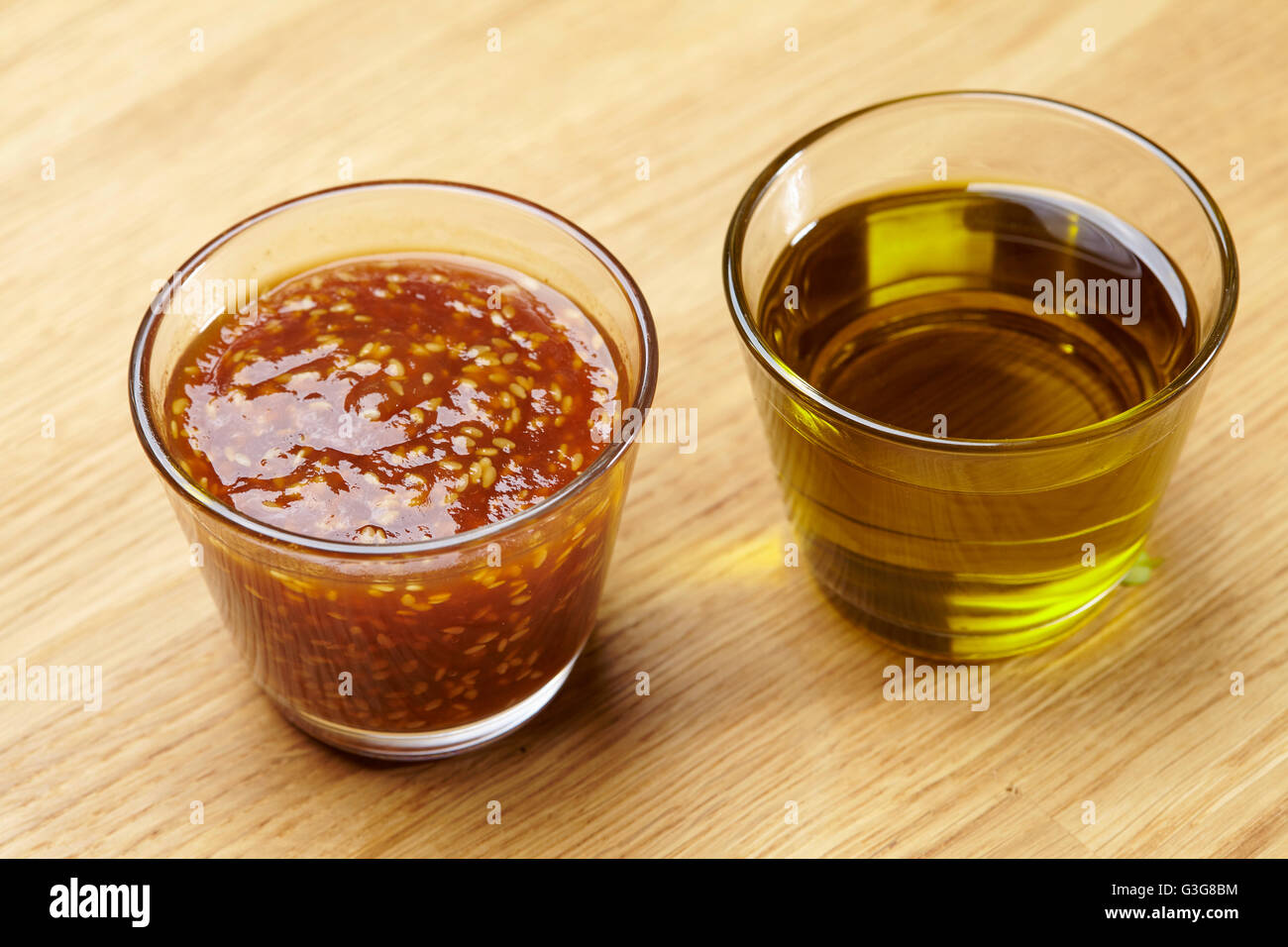 sauce salad dressing cooking ingredients Stock Photo - Alamy