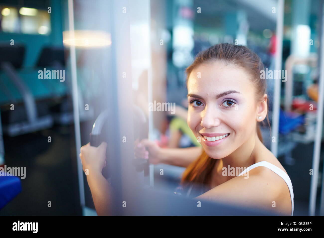 pretty girl training at the gym Stock Photo - Alamy