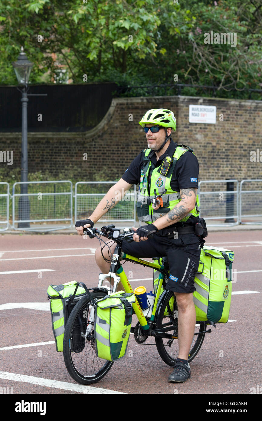 Paramedic equipment hi-res stock photography and images - Alamy