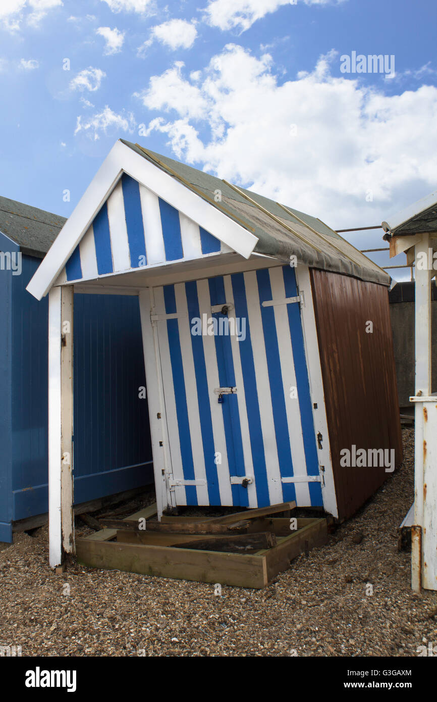 Blue white striped beach hut hi-res stock photography and images - Alamy