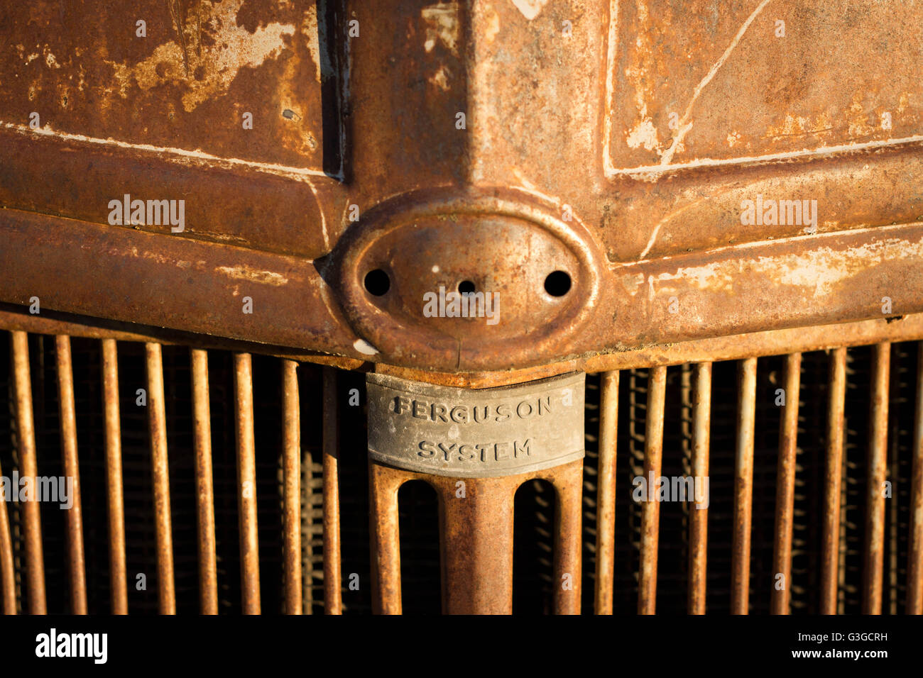 Old ferguson tractor hi-res stock photography and images - Alamy