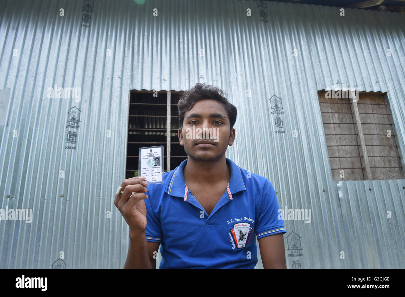 Kolkata, India. 04th May, 2016. ??9,776 voters in the erstwhile Indo ...