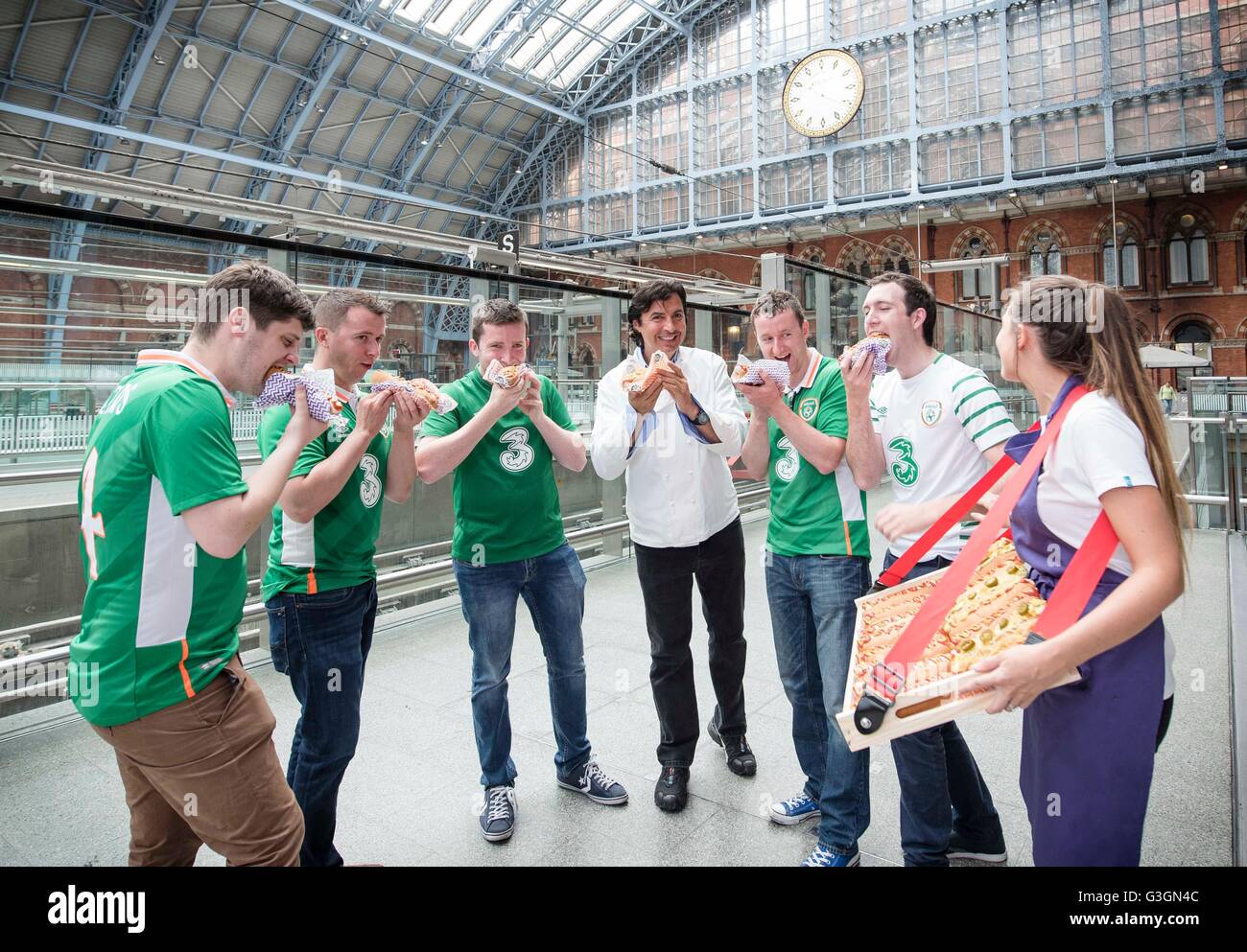 EDITORIAL USE ONLY Celebrity chef Jean-Christophe Novelli, with Ireland ...
