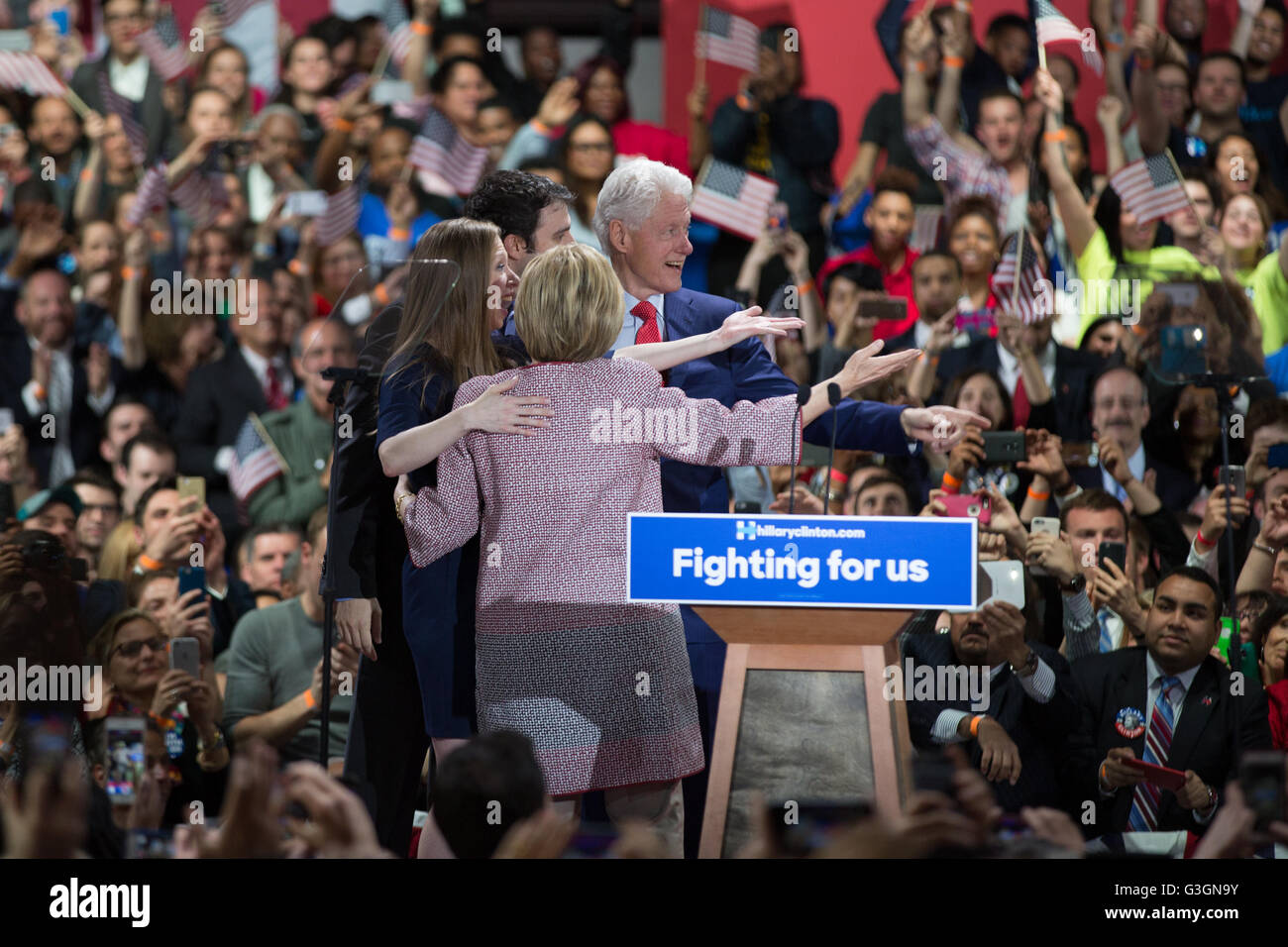 Bill clinton election night hi-res stock photography and images - Alamy