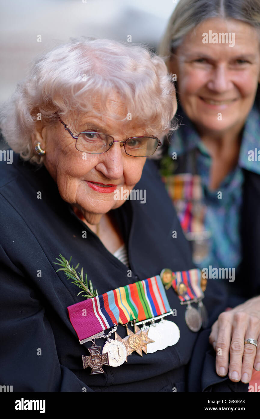 Sydney, Australia. 25th Apr, 2016. Daphne Dunne, widow of Victoria ...