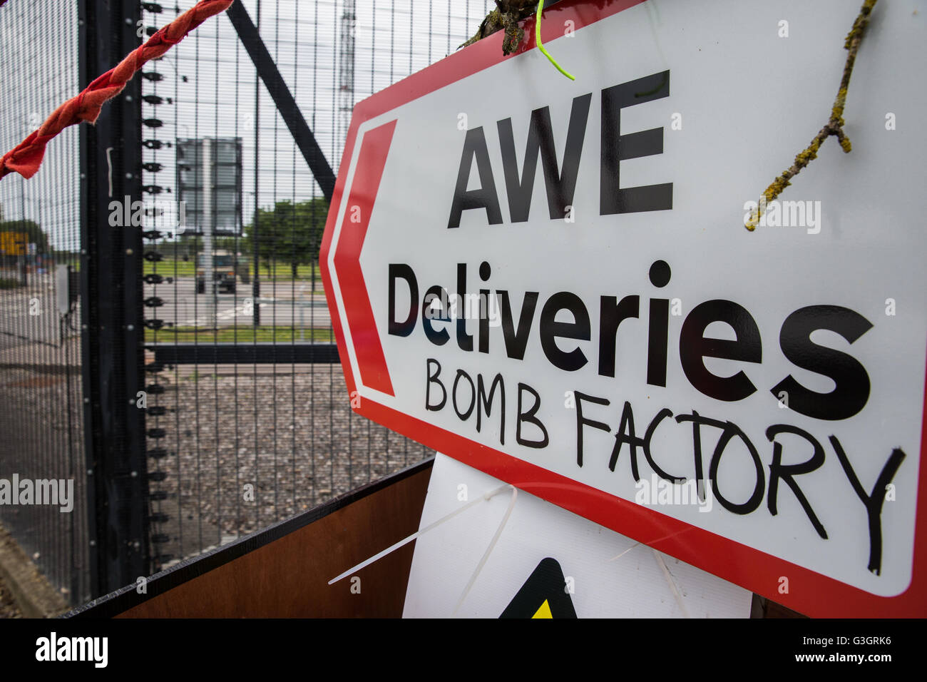 Burghfield, UK. 11th June, 2016. The words 'Bomb Factory' added to a ...