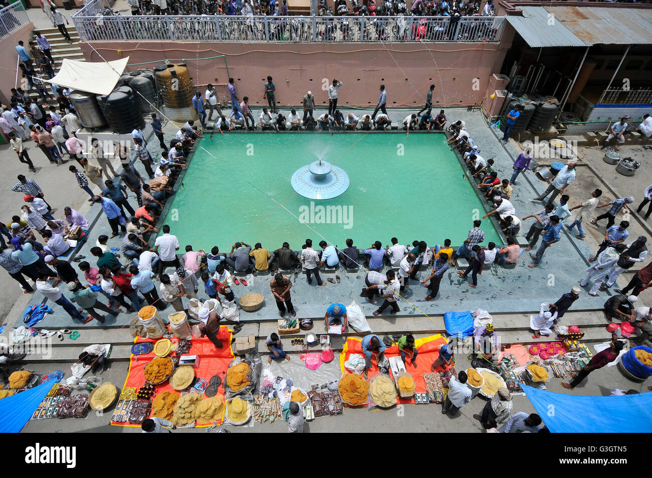 Kathmandu mosque hi-res stock photography and images - Alamy