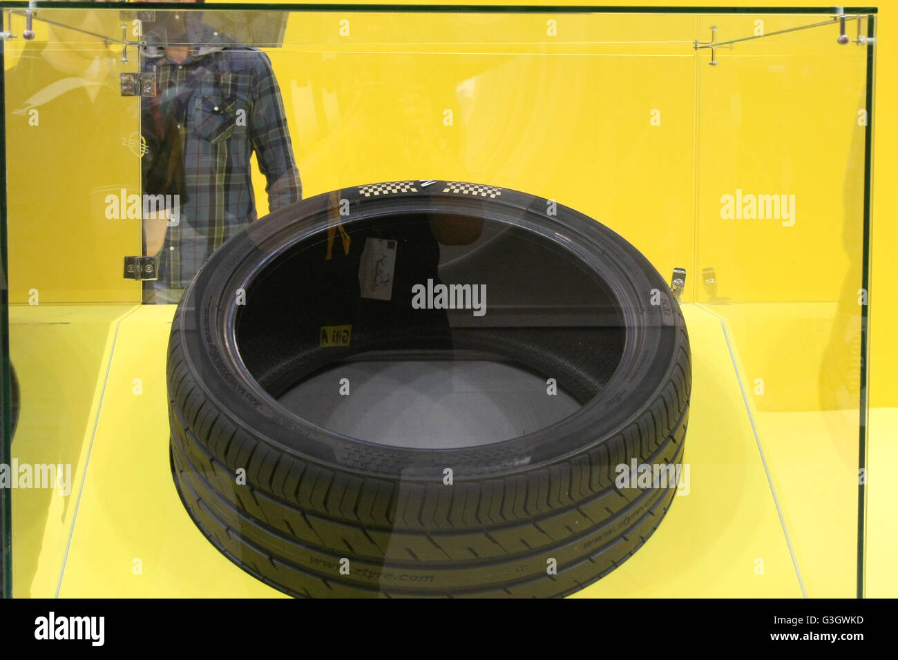 Essen, Germany. 26th May, 2016. The most expensive tire of the world. A ...