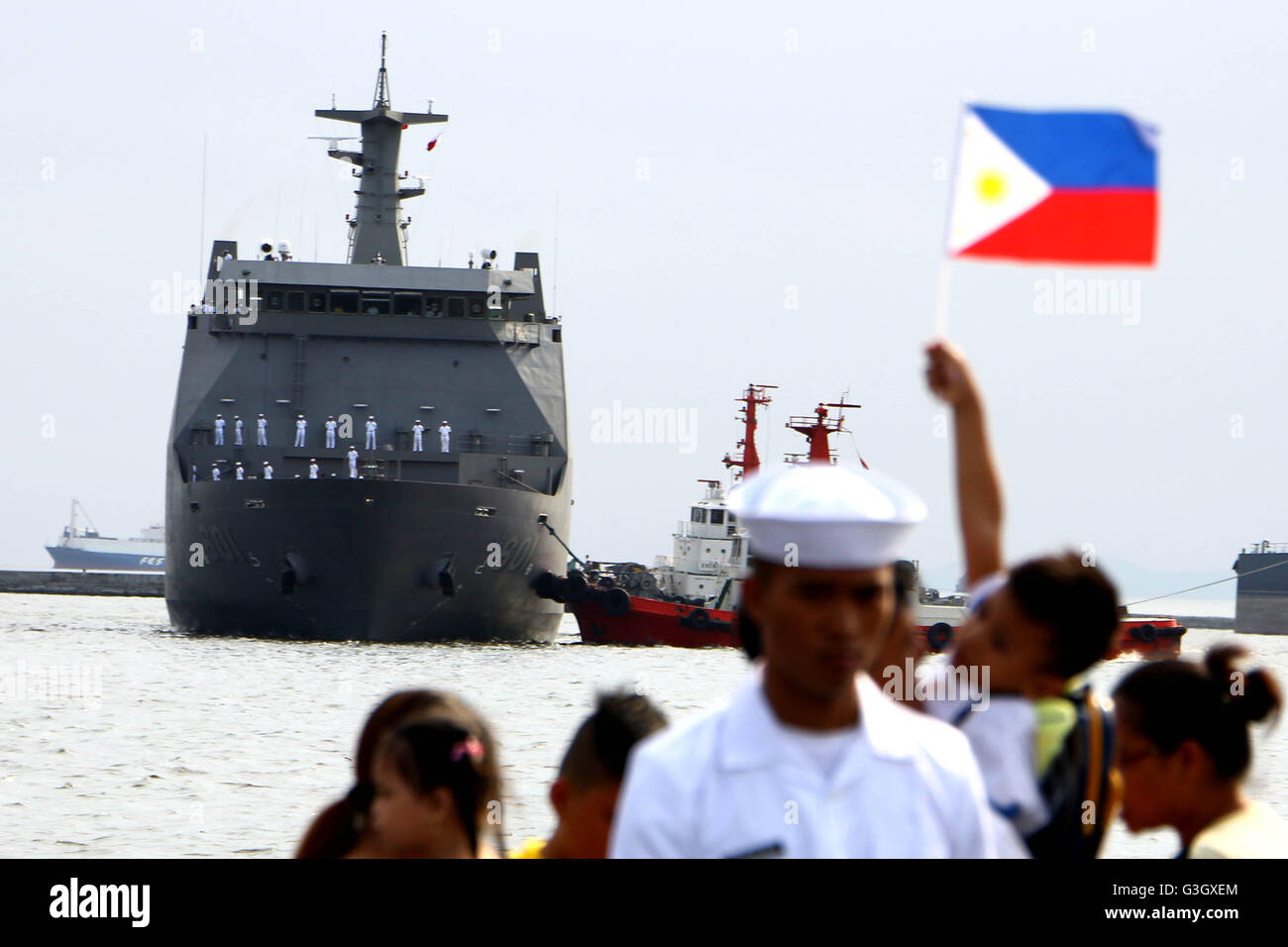Manila, Philippines. 16th May, 2016. Family of the crew welcomed the ...