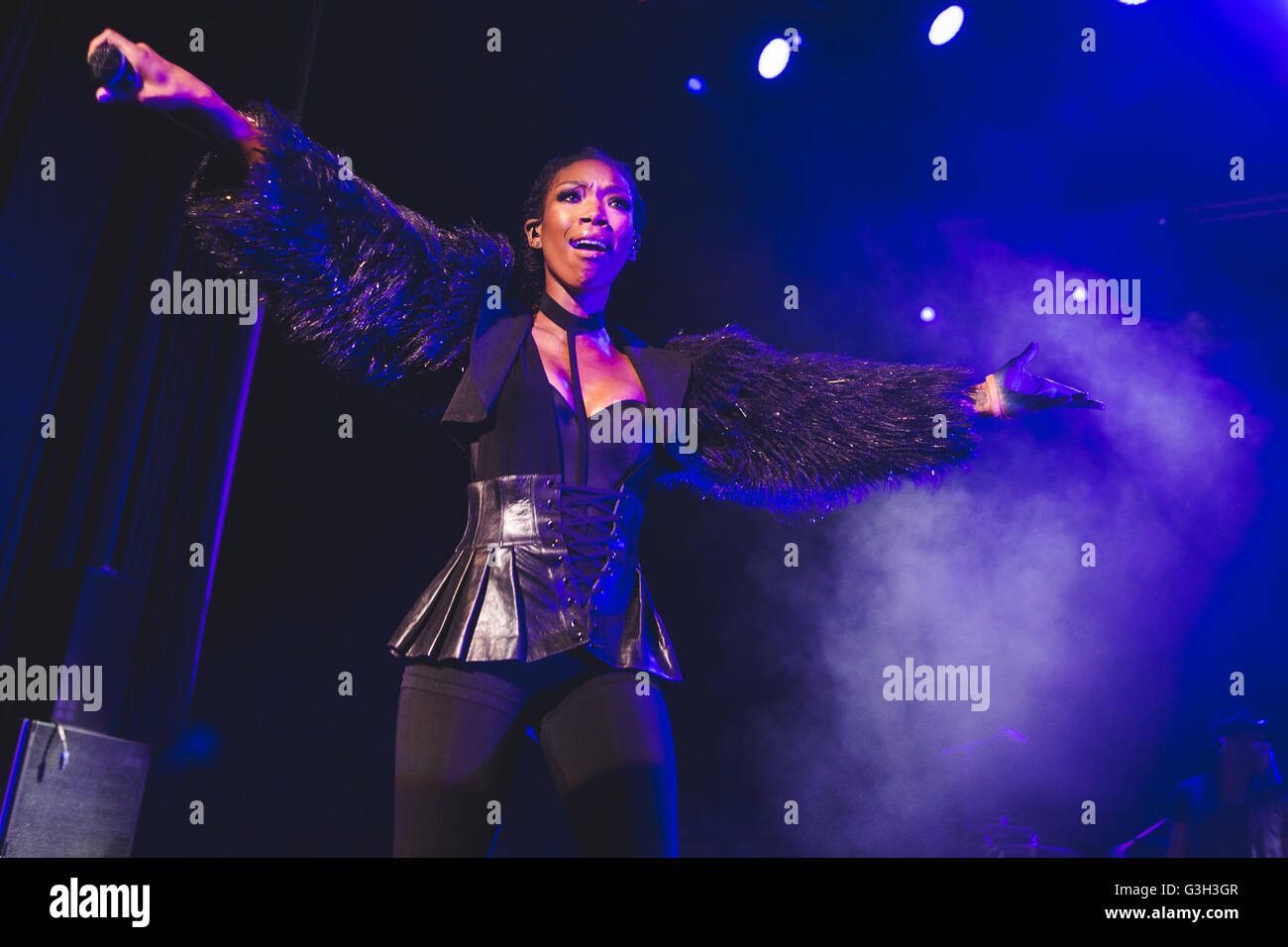 Brandy singer 2016 hi-res stock photography and images - Alamy