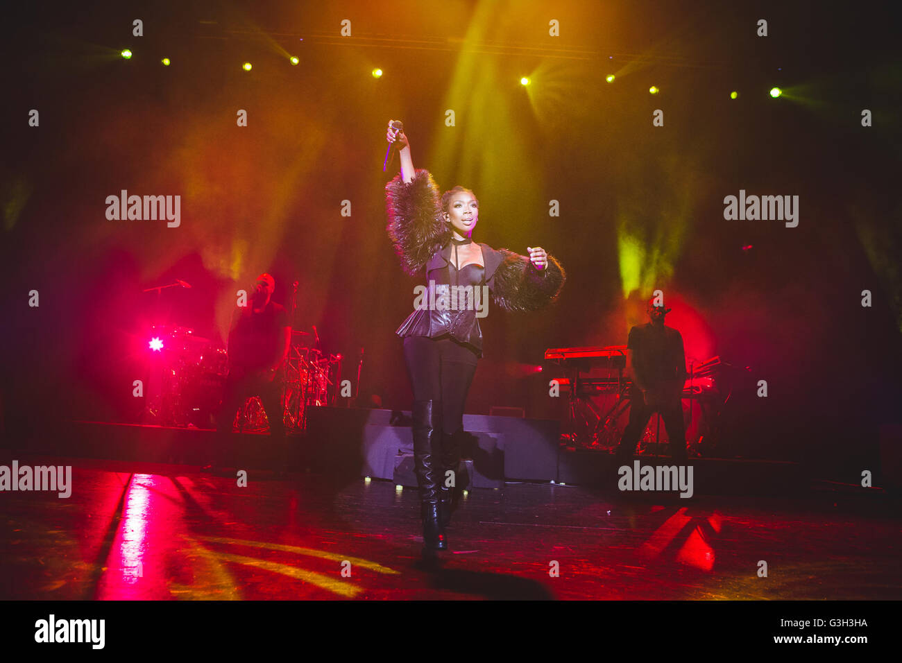 Manchester Apollo, UK. 24th June, 2016. American singer/songwriter ...