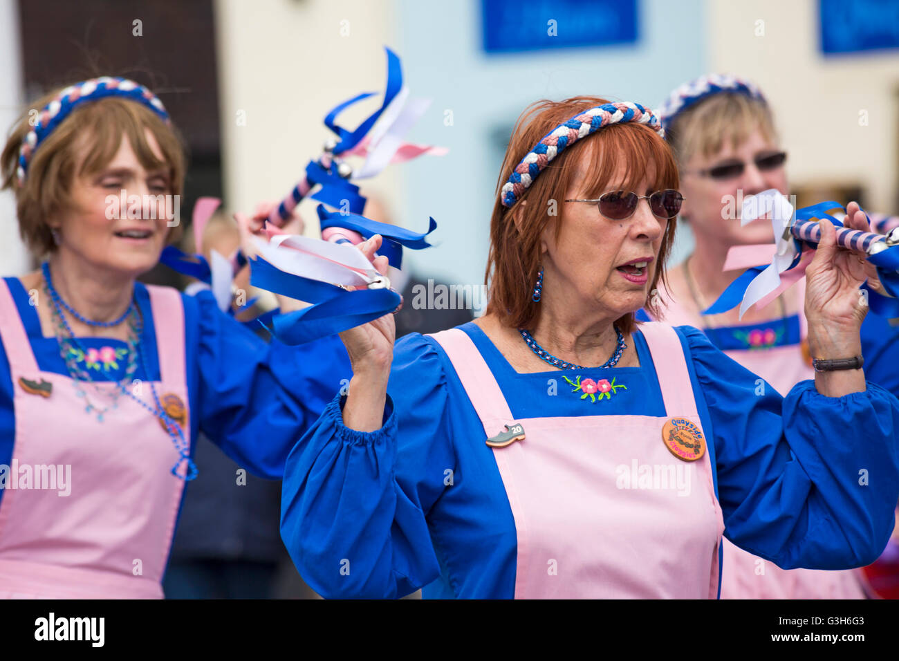 Poole, Dorset, UK. 25 June, 2016. The Quayside Cloggies perform and ...
