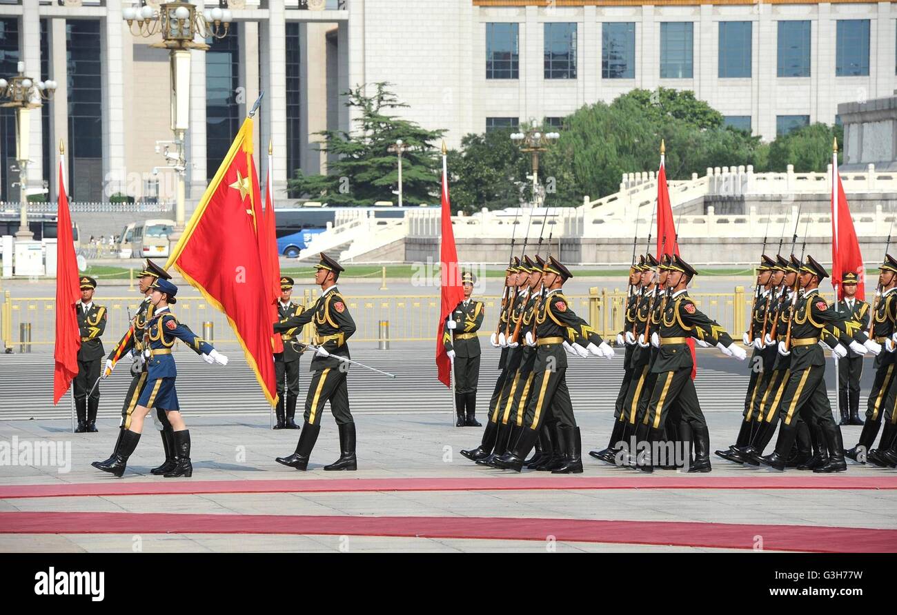 Chinese honor guard hi-res stock photography and images - Alamy