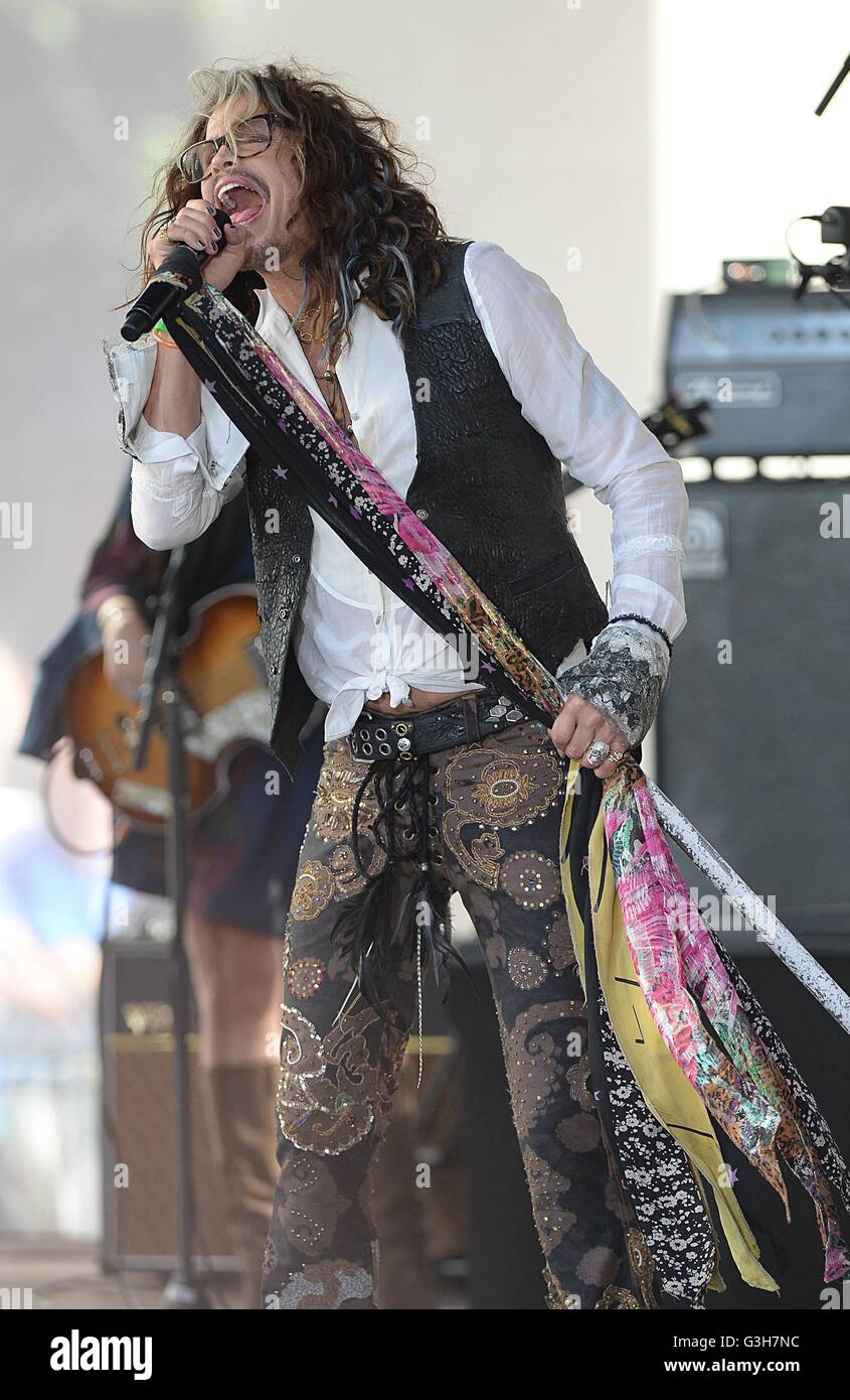 New York, NY, USA. 24th June, 2016. Steven Tyler on stage for NBC Today ...