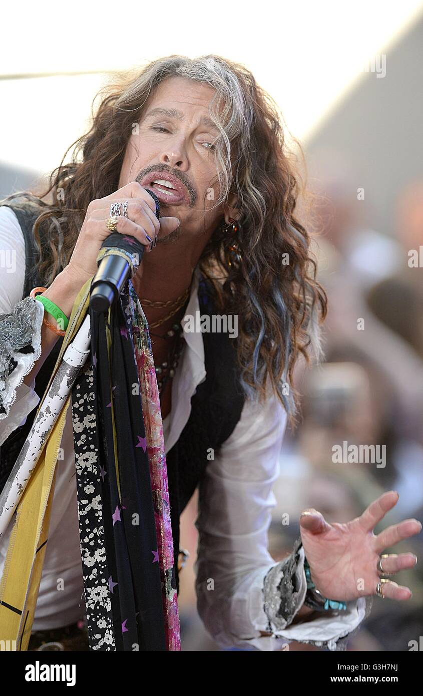 New York, NY, USA. 24th June, 2016. Steven Tyler on stage for NBC Today ...