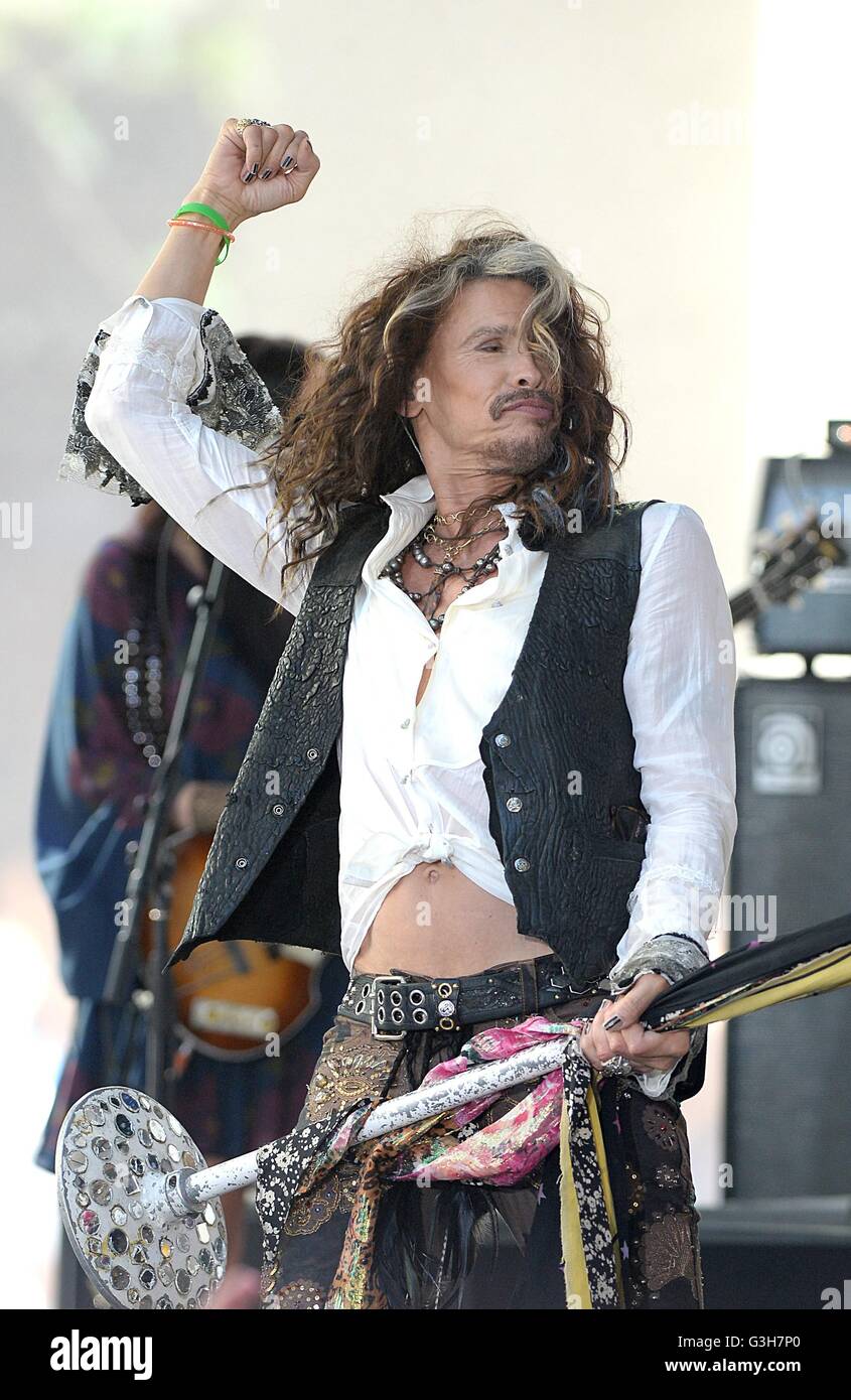 New York, NY, USA. 24th June, 2016. Steven Tyler on stage for NBC Today ...